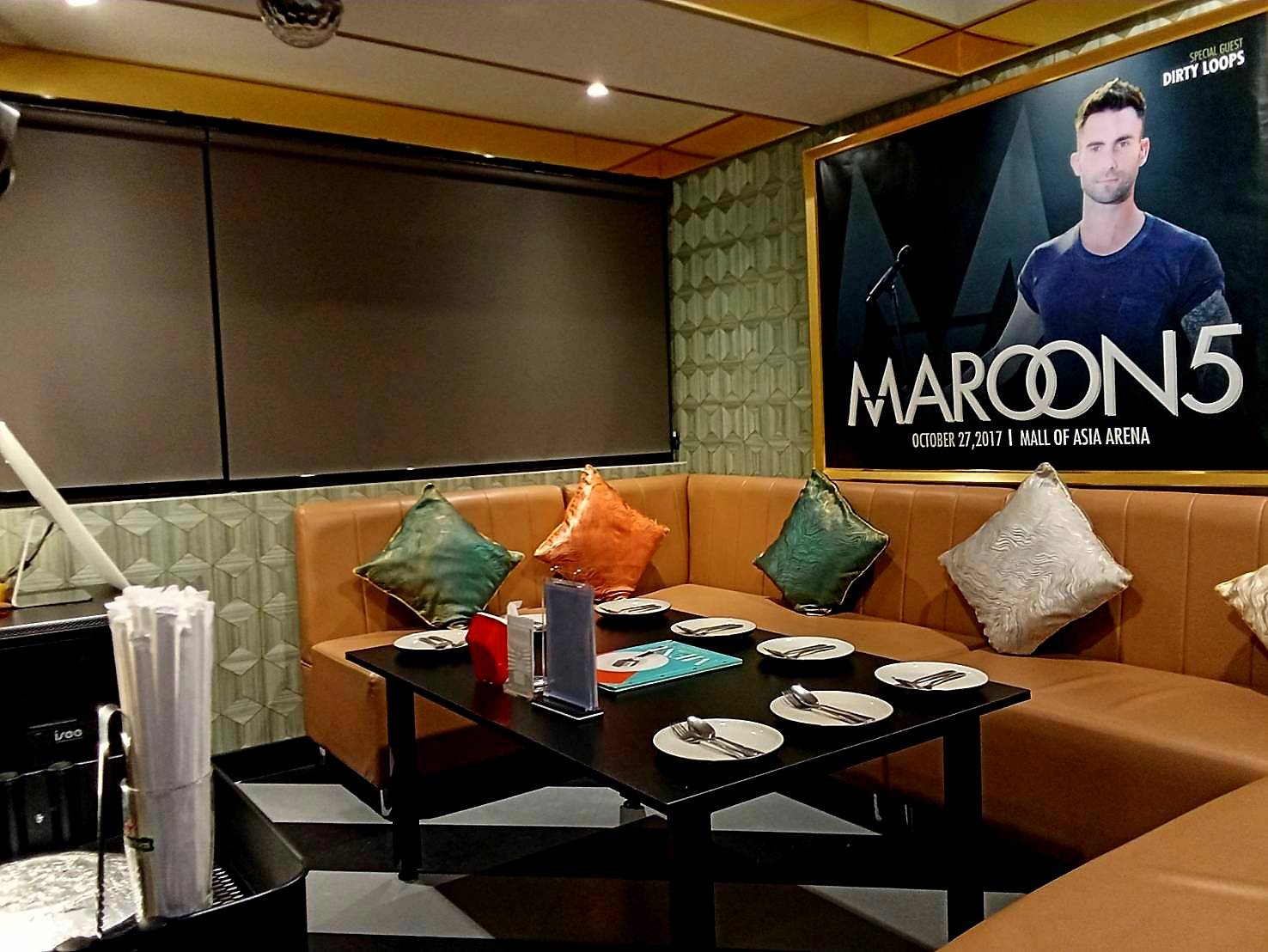 สาขาทั้งหมด: Asoke - R&B Karaoke